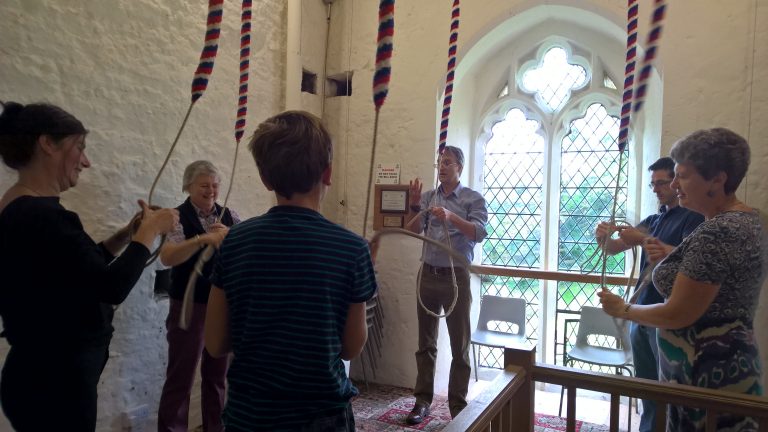 Bell-ringing – A team of 3 churches